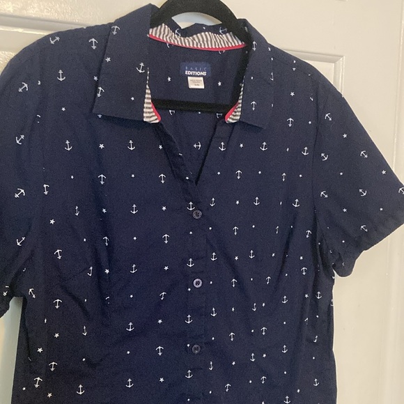 Basic Editions | Tops | Basic Editions Anchorstar Shortsleeve Button Down | Poshmark